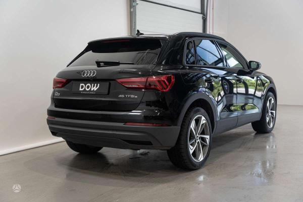 Black Audi Q3 2021 in Vilnius, with an engine capacity of 1.40 L and mileage of 231 thousand km for 19900 €, photo 5 on AUTOMOTO.COM.LV