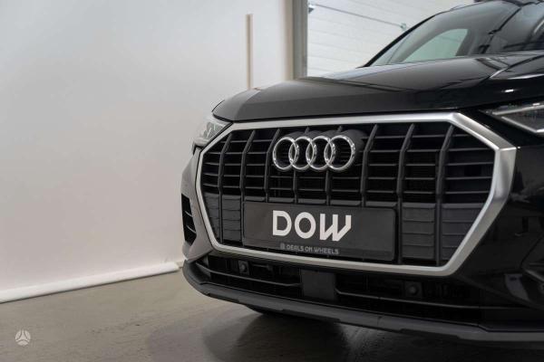Black Audi Q3 2021 in Vilnius, with an engine capacity of 1.40 L and mileage of 231 thousand km for 19900 €, photo 7 on AUTOMOTO.COM.LV