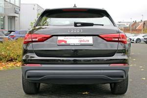 Melns Audi Q3 2022 Kauņa, ar dzinēja tilpumu 1.40 L un nobraukumu 51 tūkst. km par 28999 €, foto 24 vietnē AUTOMOTO.COM.LV