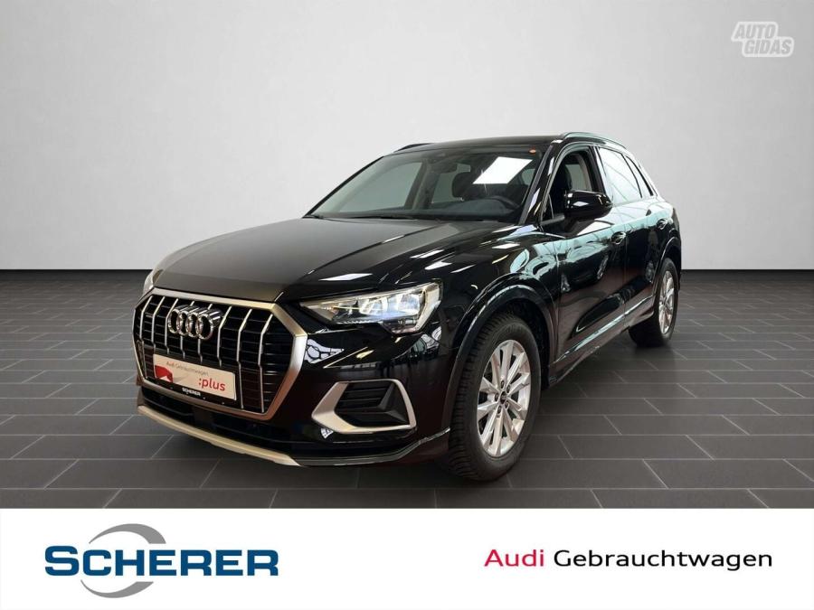 Melns Audi Q3 2022 Kauņa, ar dzinēja tilpumu 2.00 L un nobraukumu 67 tūkst. km par 32494 €, foto 1 vietnē AUTOMOTO.COM.LV