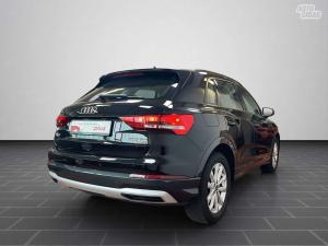 Melns Audi Q3 2022 Kauņa, ar dzinēja tilpumu 2.00 L un nobraukumu 67 tūkst. km par 32494 €, foto 2 vietnē AUTOMOTO.COM.LV