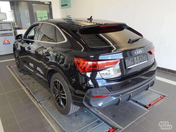 Black Audi Q3 2022 in Kaunas, with an engine capacity of 1.40 L and mileage of 50 thousand km for 33051 €, photo 4 on AUTOMOTO.COM.LV
