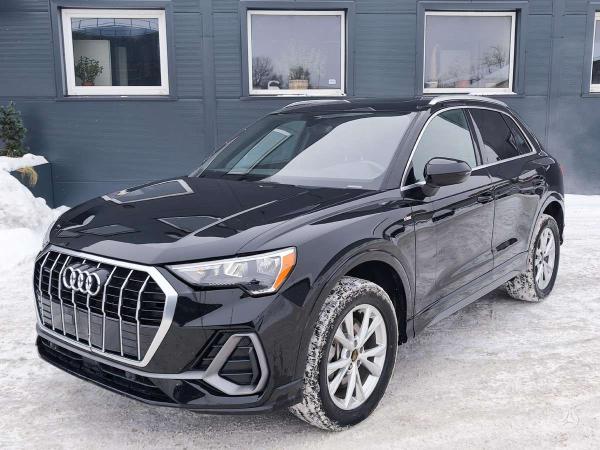 Black Audi Q3 2022 in Klaipeda, with an engine capacity of 1.98 L and mileage of 67 thousand km for 18200 €, photo 1 on AUTOMOTO.COM.LV
