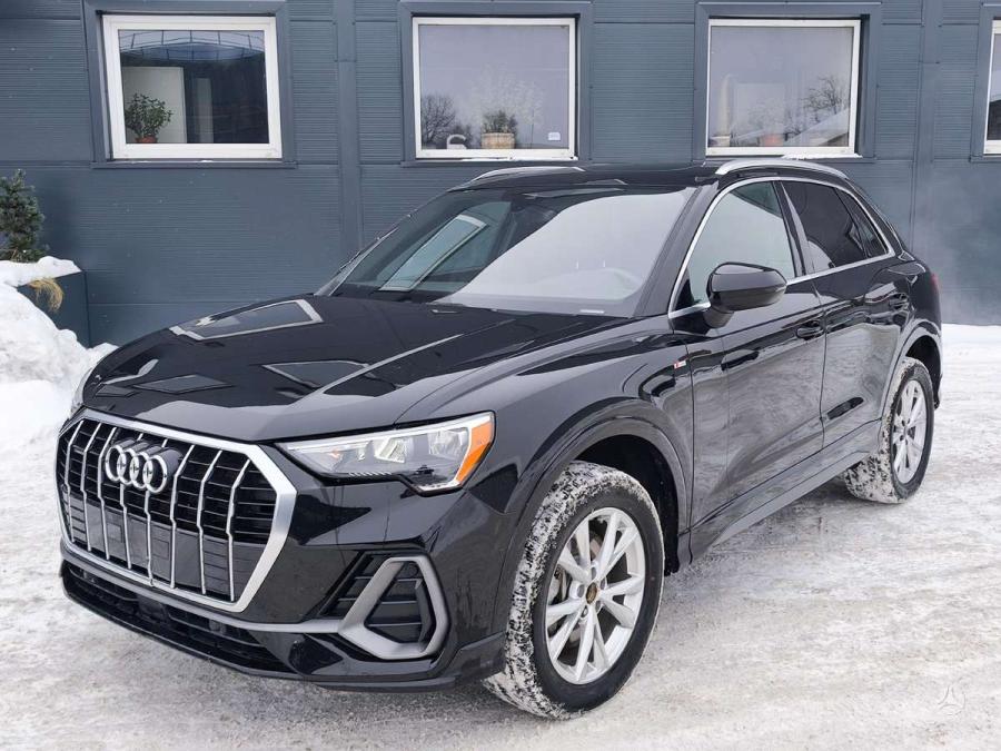 Black Audi Q3 2022 in Klaipeda, with an engine capacity of 1.98 L and mileage of 67 thousand km for 18200 €, photo 1 on AUTOMOTO.COM.LV