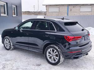 Black Audi Q3 2022 in Klaipeda, with an engine capacity of 1.98 L and mileage of 67 thousand km for 18200 €, photo 9 on AUTOMOTO.COM.LV