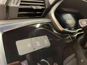 Black Audi Q3 2022 in Marijampole, with an engine capacity of 1.50 L and mileage of 99 thousand km for 27225 €, photo 18 on AUTOMOTO.COM.LV