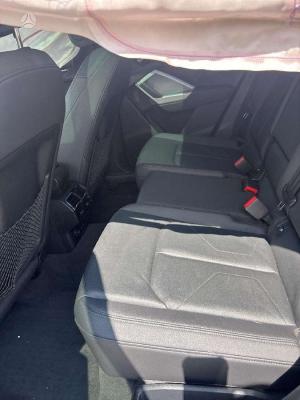Black Audi Q3 2022 in Vilnius, with an engine capacity of 1.98 L and mileage of 80 thousand km for 9500 €, photo 15 on AUTOMOTO.COM.LV
