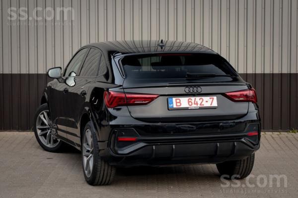 Audi Q3 2022 in Talsi on AUTOMOTO.COM.LV Black Audi Q3 2022 in Talsi, with an engine capacity of 1.40 L and mileage of 184 thousand km for 25990 €, photo 5 on AUTOMOTO.COM.LV