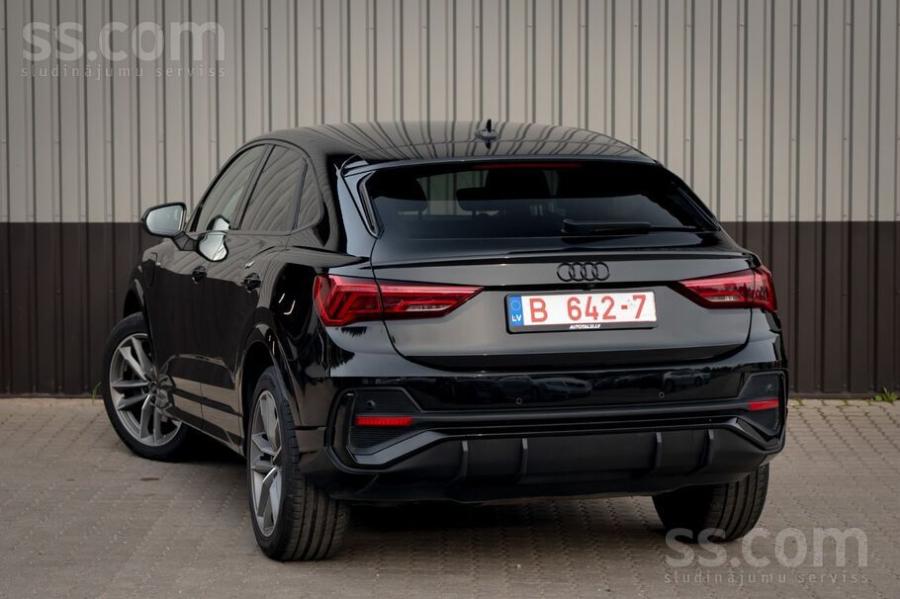 Black Audi Q3 2022 in Talsi, with an engine capacity of 1.40 L and mileage of 184 thousand km for 25990 €, photo 5 on AUTOMOTO.COM.LV