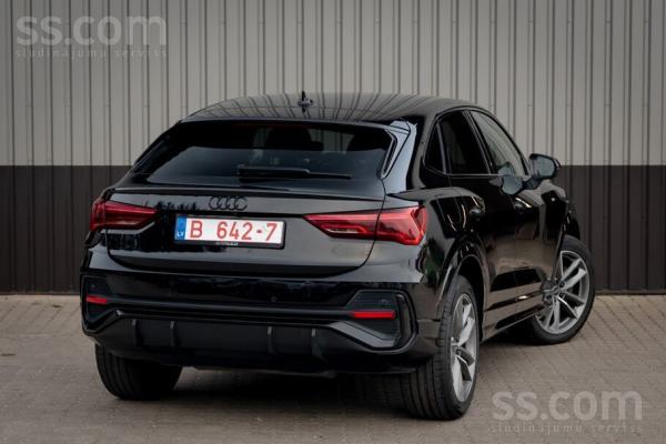Audi Q3 2022 in Talsi on AUTOMOTO.COM.LV Black Audi Q3 2022 in Talsi, with an engine capacity of 1.40 L and mileage of 184 thousand km for 25990 €, photo 8 on AUTOMOTO.COM.LV