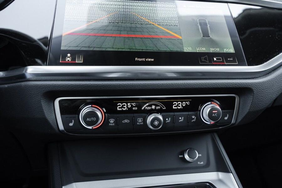 Melns Audi Q3 2022 Mārupe, ar dzinēja tilpumu 2.00 L un nobraukumu 122 tūkst. km par 28700 €, foto 24 vietnē AUTOMOTO.COM.LV
