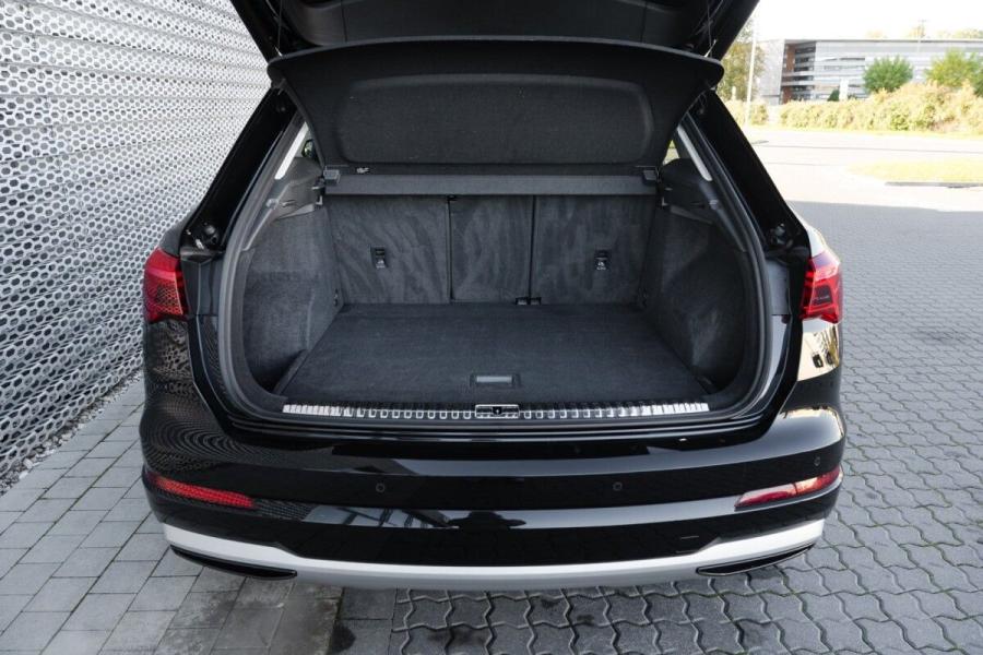 Melns Audi Q3 2022 Mārupe, ar dzinēja tilpumu 2.00 L un nobraukumu 122 tūkst. km par 28700 €, foto 28 vietnē AUTOMOTO.COM.LV
