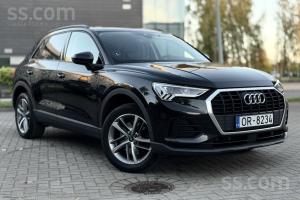 Black Audi Q3 2022 in Jelgava, with an engine capacity of 1.40 L and mileage of 195 thousand km for 19499 €, photo 4 on AUTOMOTO.COM.LV