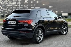 Black Audi Q3 2022 in Jelgava, with an engine capacity of 1.40 L and mileage of 195 thousand km for 19499 €, photo 5 on AUTOMOTO.COM.LV