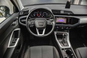 Black Audi Q3 2023 in Kaunas, with an engine capacity of 1.50 L and mileage of 59 thousand km for 26990 €, photo 9 on AUTOMOTO.COM.LV