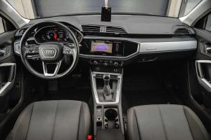 Black Audi Q3 2023 in Kaunas, with an engine capacity of 1.50 L and mileage of 59 thousand km for 26990 €, photo 11 on AUTOMOTO.COM.LV