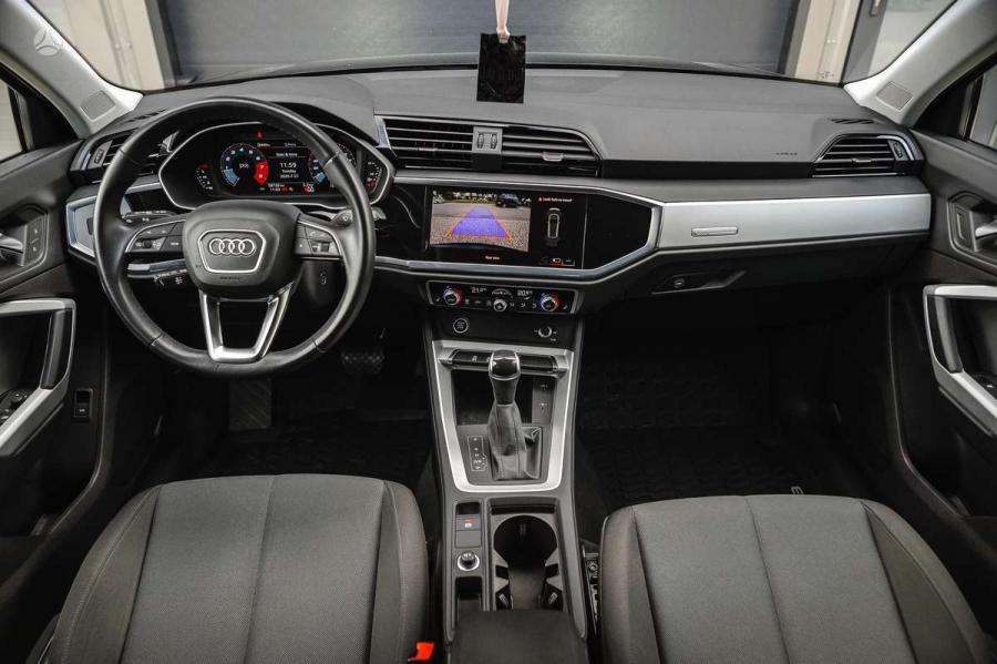 Black Audi Q3 2023 in Kaunas, with an engine capacity of 1.50 L and mileage of 59 thousand km for 26990 €, photo 11 on AUTOMOTO.COM.LV