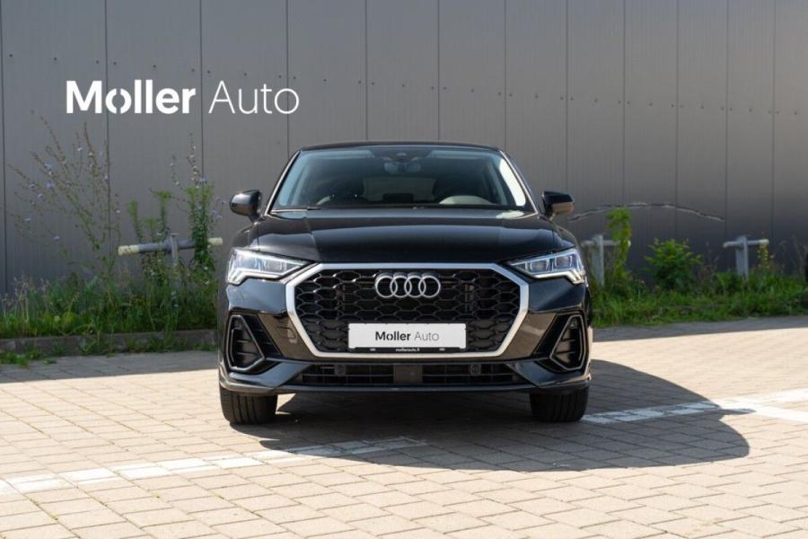 Melns Audi Q3 2023 Viļņa, ar dzinēja tilpumu 1.50 L un nobraukumu 25 tūkst. km par 34950 €, foto 5 vietnē AUTOMOTO.COM.LV
