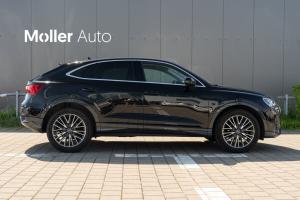 Melns Audi Q3 2023 Viļņa, ar dzinēja tilpumu 1.50 L un nobraukumu 25 tūkst. km par 34950 €, foto 8 vietnē AUTOMOTO.COM.LV