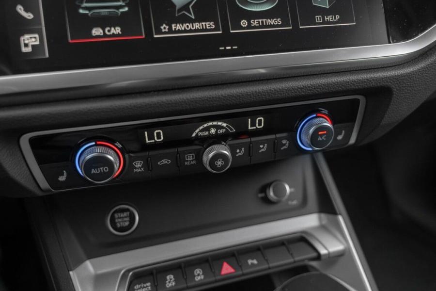 Melns Audi Q3 2023 Viļņa, ar dzinēja tilpumu 1.50 L un nobraukumu 25 tūkst. km par 34950 €, foto 14 vietnē AUTOMOTO.COM.LV