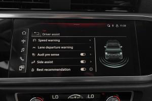 Melns Audi Q3 2023 Viļņa, ar dzinēja tilpumu 1.50 L un nobraukumu 25 tūkst. km par 34950 €, foto 18 vietnē AUTOMOTO.COM.LV