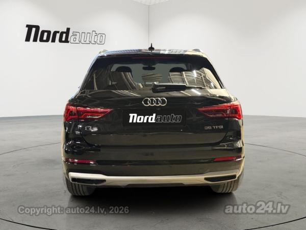 Melns Audi Q3 2019 Tallina, ar dzinēja tilpumu 1.50 L un nobraukumu 128 tūkst. km par 22900 €, foto 3 vietnē AUTOMOTO.COM.LV