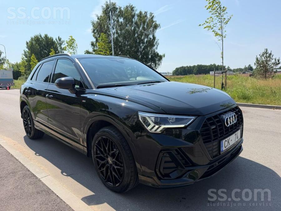 Black Audi Q3 2019 in Riga, with an engine capacity of 2.00 L and mileage of 102 thousand km for 23990 €, photo 3 on AUTOMOTO.COM.LV
