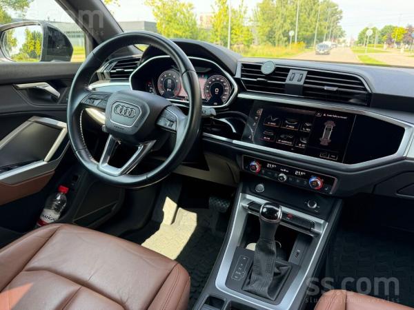 Black Audi Q3 2019 in Riga, with an engine capacity of 2.00 L and mileage of 102 thousand km for 23990 €, photo 7 on AUTOMOTO.COM.LV