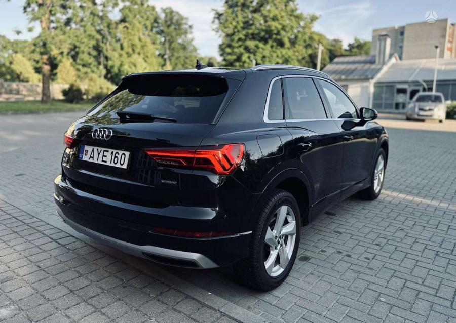 Melns Audi Q3 2020 Kretinga, ar dzinēja tilpumu 2.00 L un nobraukumu 185 tūkst. km par 18300 €, foto 12 vietnē AUTOMOTO.COM.LV