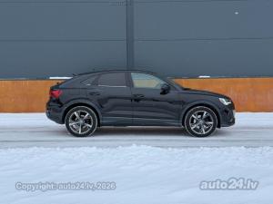 Black Audi Q3 2021 in Tallinn, with an engine capacity of 1.50 L and mileage of 60 thousand km for 25900 €, photo 6 on AUTOMOTO.COM.LV