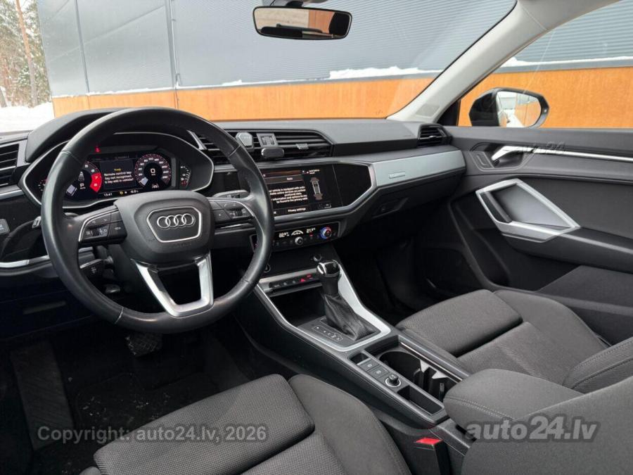 Black Audi Q3 2021 in Tallinn, with an engine capacity of 1.50 L and mileage of 60 thousand km for 25900 €, photo 7 on AUTOMOTO.COM.LV