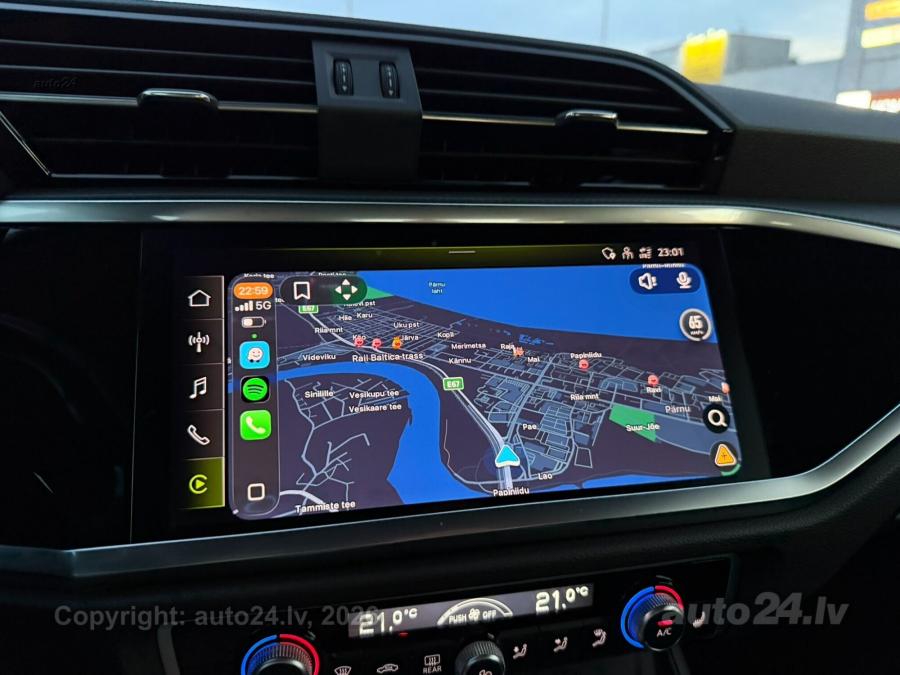 Melns Audi Q3 2022 Pērnava, ar dzinēja tilpumu 1.40 L un nobraukumu 74 tūkst. km par 27900 €, foto 21 vietnē AUTOMOTO.COM.LV