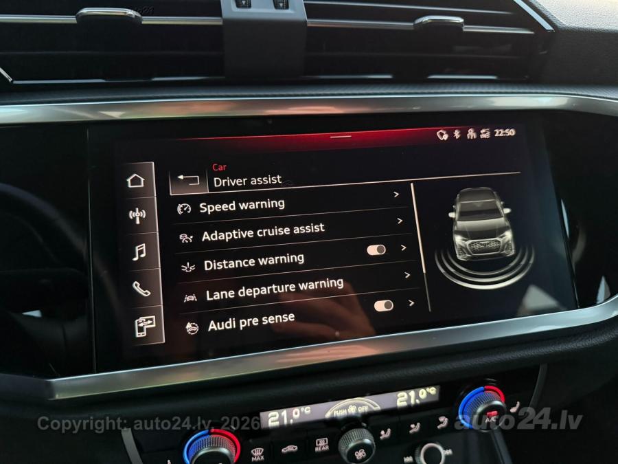 Melns Audi Q3 2022 Pērnava, ar dzinēja tilpumu 1.40 L un nobraukumu 74 tūkst. km par 27900 €, foto 26 vietnē AUTOMOTO.COM.LV