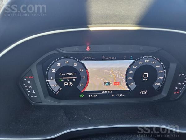 Black Audi Q3 2019 in Valka, with an engine capacity of 1.50 L and mileage of 89 thousand km for 22300 €, photo 10 on AUTOMOTO.COM.LV