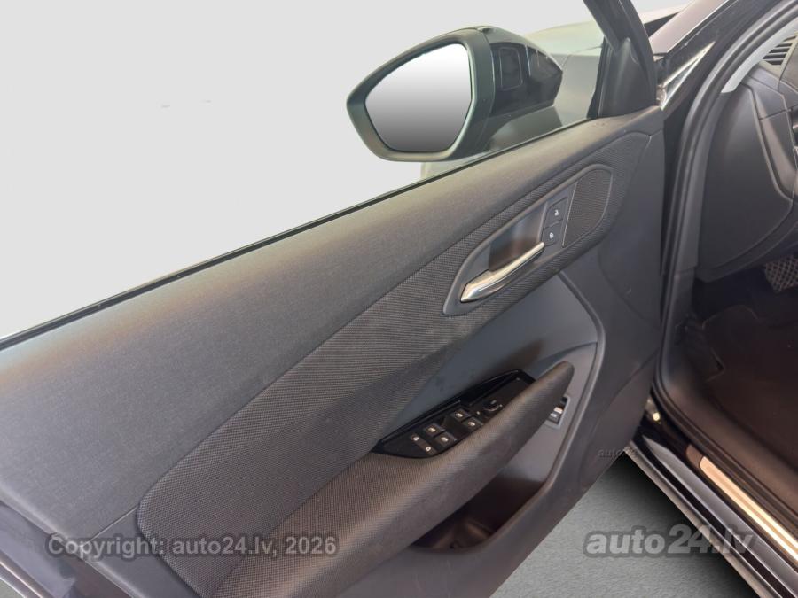 Черный Ауди Ку3 2025 в Таллин, объемом двигателя 1.50 л и пробегом 10 тыс. км за 46900 €, фото 8 на AUTOMOTO.COM.LV