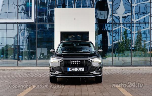 Audi Q3 2025 in Tallinn on AUTOMOTO.COM.LV Black Audi Q3 2025 in Tallinn, with an engine capacity of 2.00 L and mileage of 8 thousand km for 40900 €, photo 3 on AUTOMOTO.COM.LV