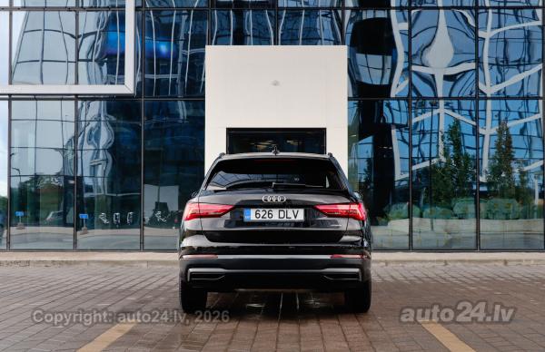 Audi Q3 2025 in Tallinn on AUTOMOTO.COM.LV Black Audi Q3 2025 in Tallinn, with an engine capacity of 2.00 L and mileage of 8 thousand km for 40900 €, photo 6 on AUTOMOTO.COM.LV