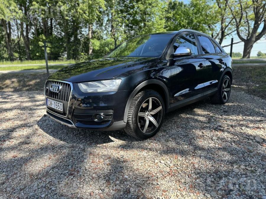 Zils Audi Q3 2012 Cēsis, ar dzinēja tilpumu 2.00 L un nobraukumu 0 tūkst. km par 10700 €, foto 1 vietnē AUTOMOTO.COM.LV