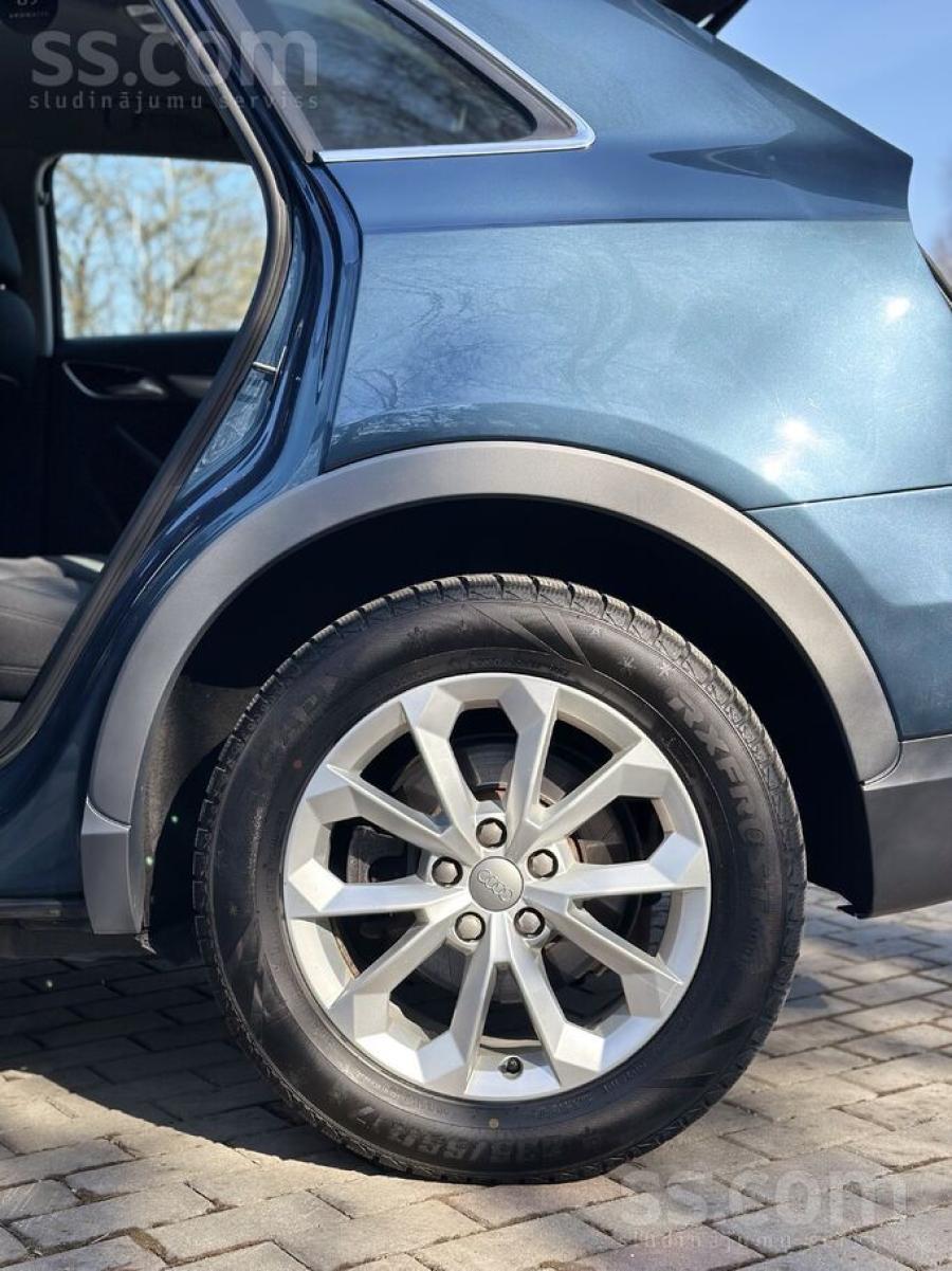 Blue Audi Q3 2017 in Riga, with an engine capacity of 2.00 L and mileage of 242 thousand km for 16750 €, photo 10 on AUTOMOTO.COM.LV