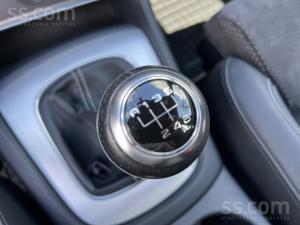 Zils Audi Q3 2017 Cēsis, ar dzinēja tilpumu 2.00 L un nobraukumu 319 tūkst. km par 13500 €, foto 24 vietnē AUTOMOTO.COM.LV