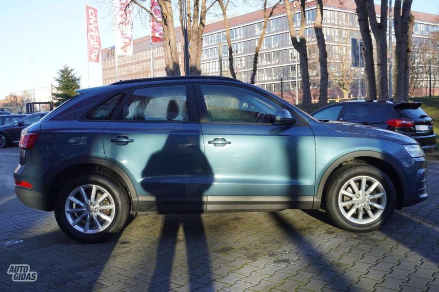 Blue Audi Q3 2018 in Kaunas, with an engine capacity of 1.40 L and mileage of 85 thousand km for 22390 €, photo 5 on AUTOMOTO.COM.LV