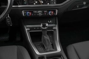 Blue Audi Q3 2019 in Vilnius, with an engine capacity of 1.50 L and mileage of 99 thousand km for 21500 €, photo 19 on AUTOMOTO.COM.LV