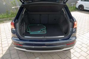 Blue Audi Q3 2019 in Vilnius, with an engine capacity of 1.50 L and mileage of 99 thousand km for 21500 €, photo 20 on AUTOMOTO.COM.LV