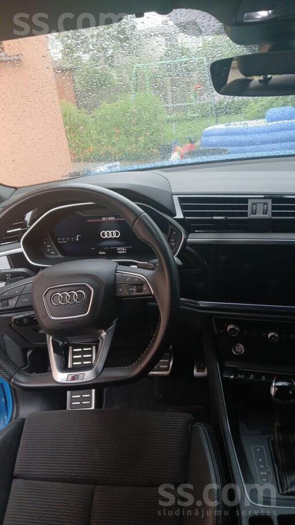 Blue Audi Q3 2019 in Jelgava, with an engine capacity of 2.00 L and mileage of 110 thousand km for 23500 €, photo 5 on AUTOMOTO.COM.LV