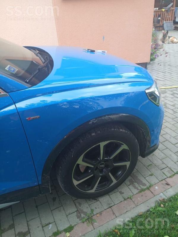 Blue Audi Q3 2019 in Jelgava, with an engine capacity of 2.00 L and mileage of 110 thousand km for 23500 €, photo 7 on AUTOMOTO.COM.LV