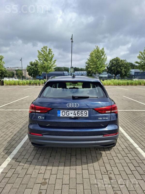 Zils Audi Q3 2020 Rīga, ar dzinēja tilpumu 1.40 L un nobraukumu 59 tūkst. km par 25000 €, foto 3 vietnē AUTOMOTO.COM.LV