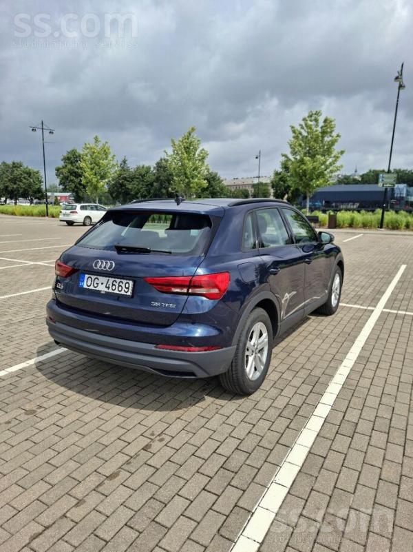 Zils Audi Q3 2020 Rīga, ar dzinēja tilpumu 1.40 L un nobraukumu 60 tūkst. km par 23000 €, foto 6 vietnē AUTOMOTO.COM.LV