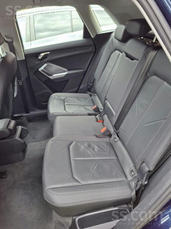 Blue Audi Q3 2020 in Riga, with an engine capacity of 1.40 L and mileage of 60 thousand km for 23000 €, photo 4 on AUTOMOTO.COM.LV
