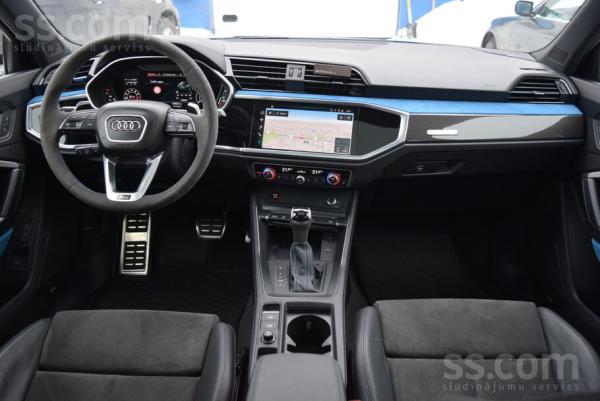 Blue Audi Q3 2021 in Riga, with an engine capacity of 2.50 L and mileage of 34 thousand km for 37900 €, photo 4 on AUTOMOTO.COM.LV