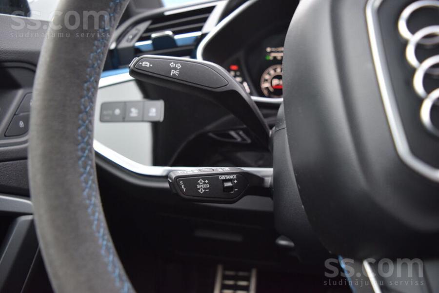 Zils Audi Q3 2021 Rīga, ar dzinēja tilpumu 2.50 L un nobraukumu 34 tūkst. km par 37900 €, foto 12 vietnē AUTOMOTO.COM.LV
